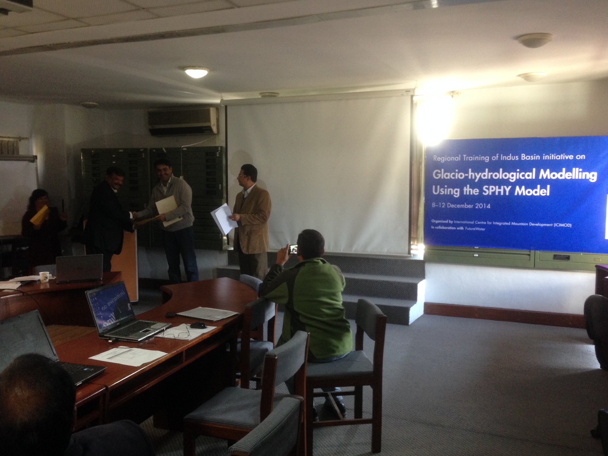 Training on Glacio-hydrological modelling using the SPHY model ...